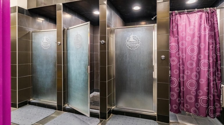 Van Life Shower Ideas: 8 Ways to Shower on the Road