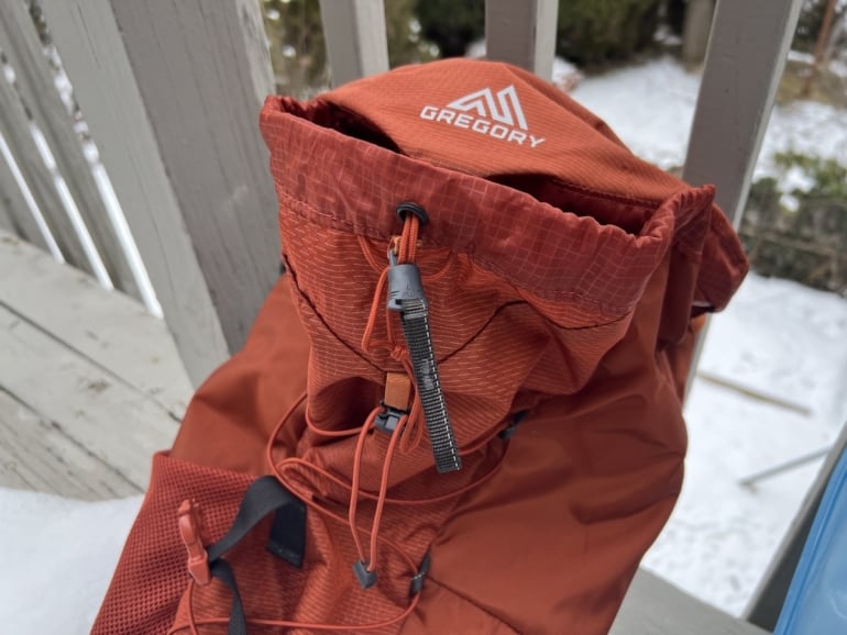 Best Hiking Day Pack: Gregory Nano 22 H2O Hydro Pack Review